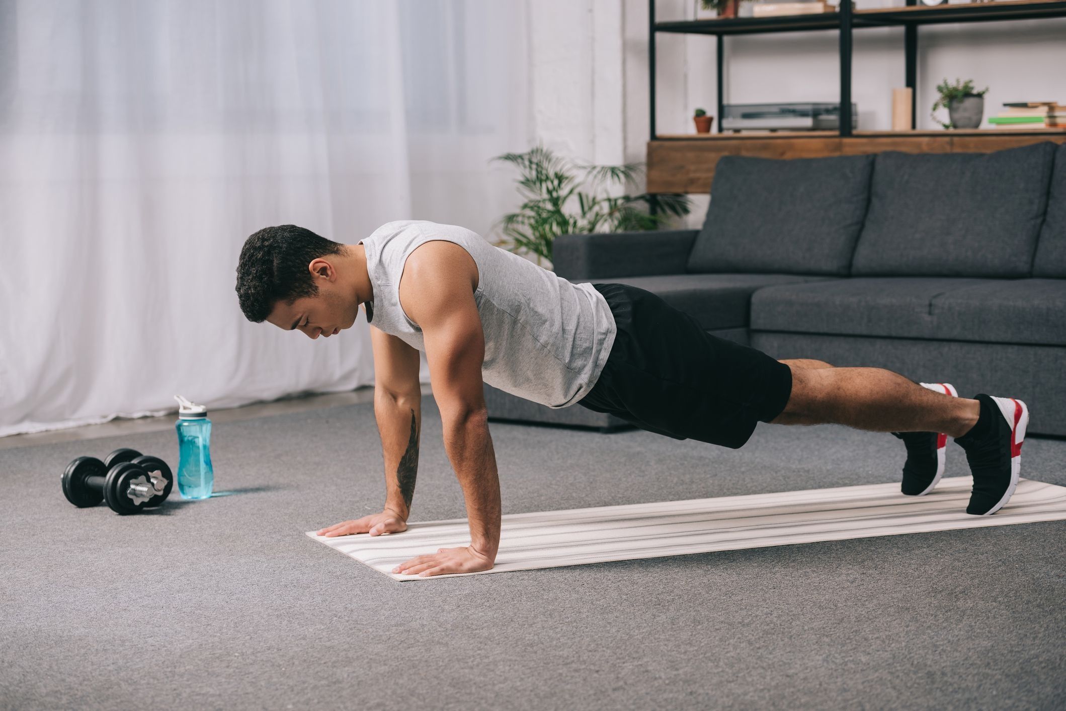 Hướng dẫn toàn diện bài tập chống đẩy Push Up tại nhà cho mọi trình độ