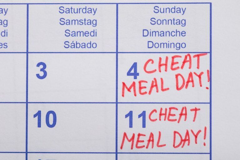 Cheat day là gì và ảnh hưởng của nó đến quá trình giảm cân