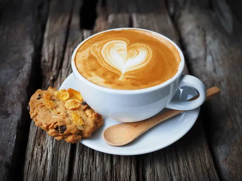 Tiêm filler uống cafe được không? những điều cần biết sau khi tiêm