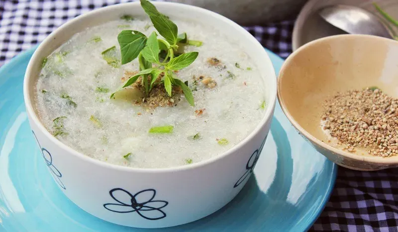Ăn cháo ăn liền hết hạn có sao không? lời khuyên quan trọng cho người ...